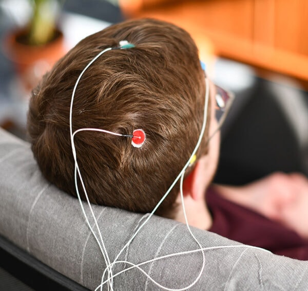 What is Neurofeedback and why should I try it? - Spence-Chapin